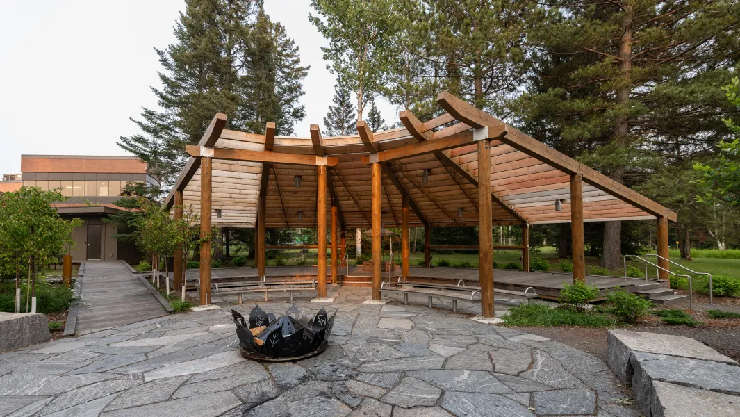 Anwebiiwining Outdoor Space | Confederation College