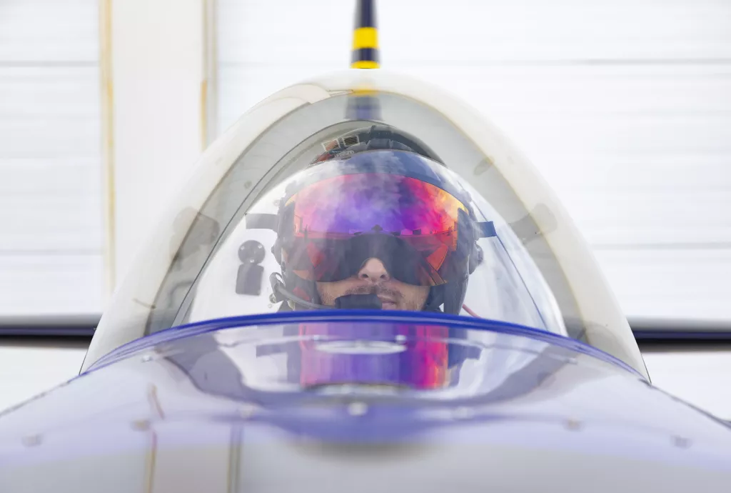 From the Classroom to the Skies – An Interview with Alumni Neil Harris ...